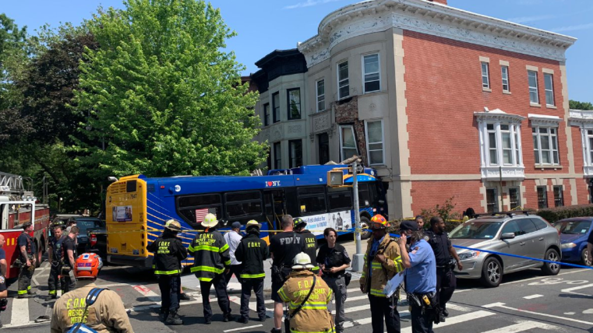 MTA Bus Slams Into 3-Story Building in Brooklyn; 16 Hurt – NBC New York