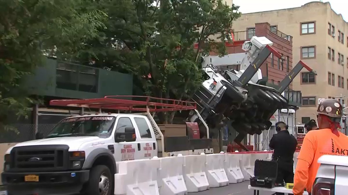 Construction Crane at NYC Site Falls Onto Building; No Reported ...