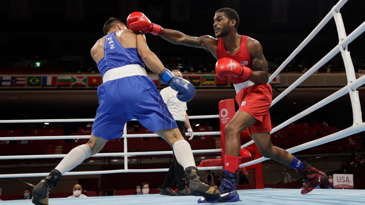 U.S. Boxer Delante Johnson Controls Fight to Reach Quarterfinals – NBC ...