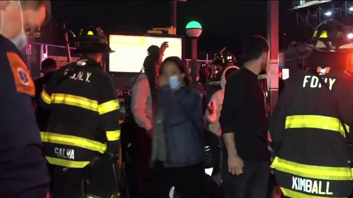 ‘Sequence of Failures’ Fueled NYC Subway Chaos That Stranded Hundreds ...