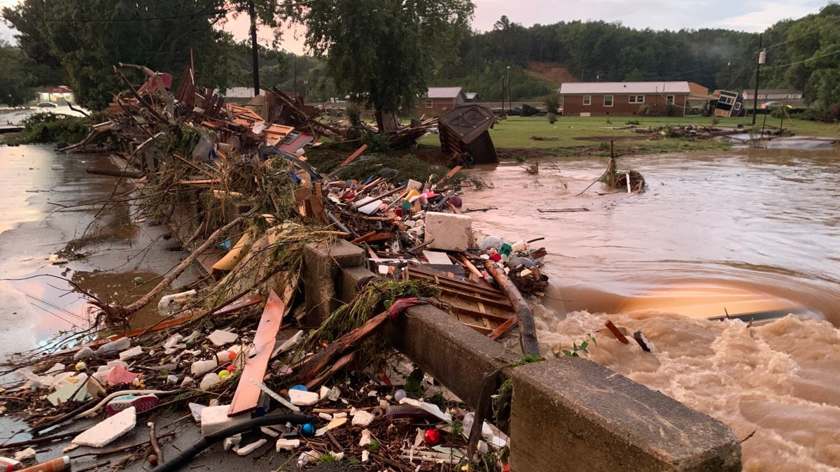 At Least 10 Killed In Tennessee Flash Floods Dozens Missing Nbc New York