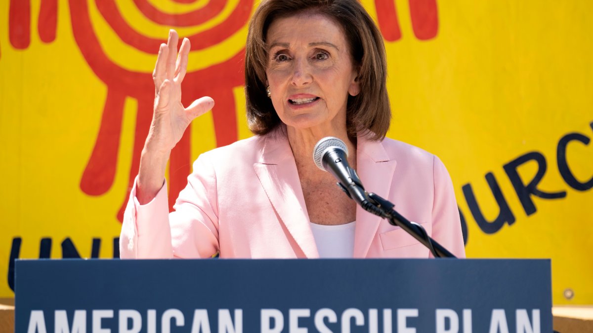 Pelosi Takes Step to Quell Moderates’ Budget Rebellion – NBC New York