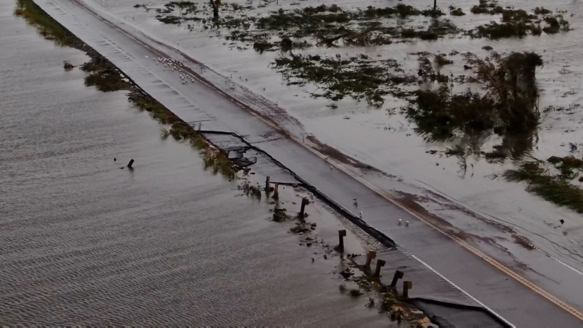 Drone Footage of Flooding in Grand Isle, Louisiana – NBC New York