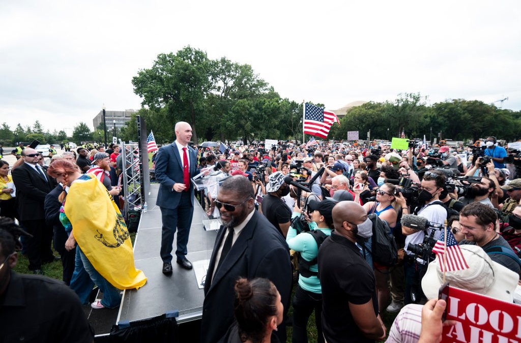 Crowd Rallies in DC to Support Insurrectionists; 1 Arrested – NBC New York