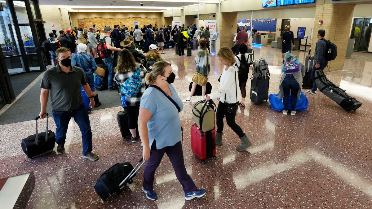 Flying for Spring Break? Here’s What to Know About TSA Airport Mask ...