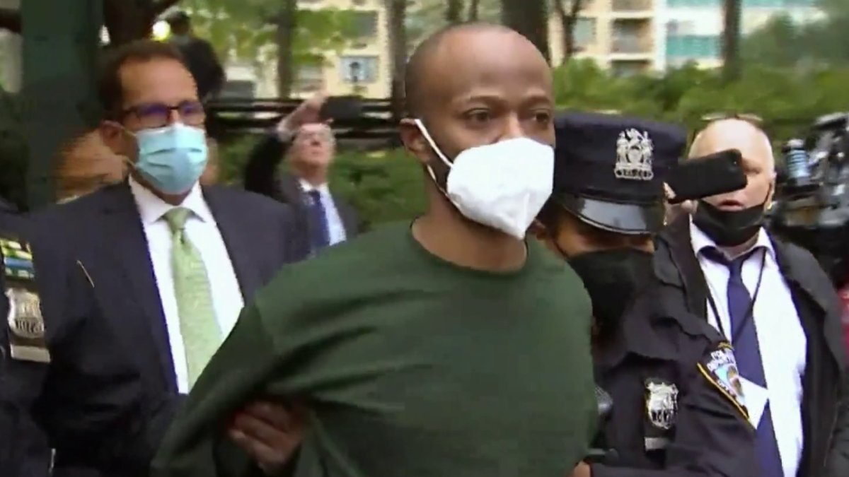 Suspect in Union Square Subway Shooting Arrested, Found With Bag of ...