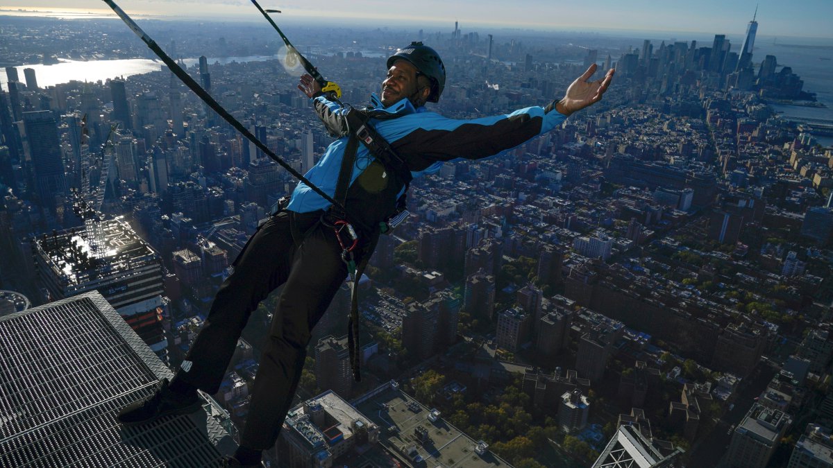 Do Look Down: Scaling One of NYC’s Tallest Skyscrapers – NBC New York