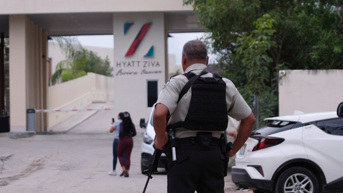 Official on Cancún Shooting: a Dozen Drug Gangs Fighting for Mexico’s ...
