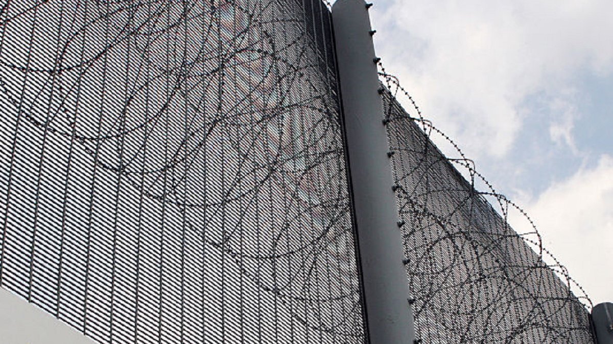 Rapper MoneySign Suede Killed in California Prison – NBC New York