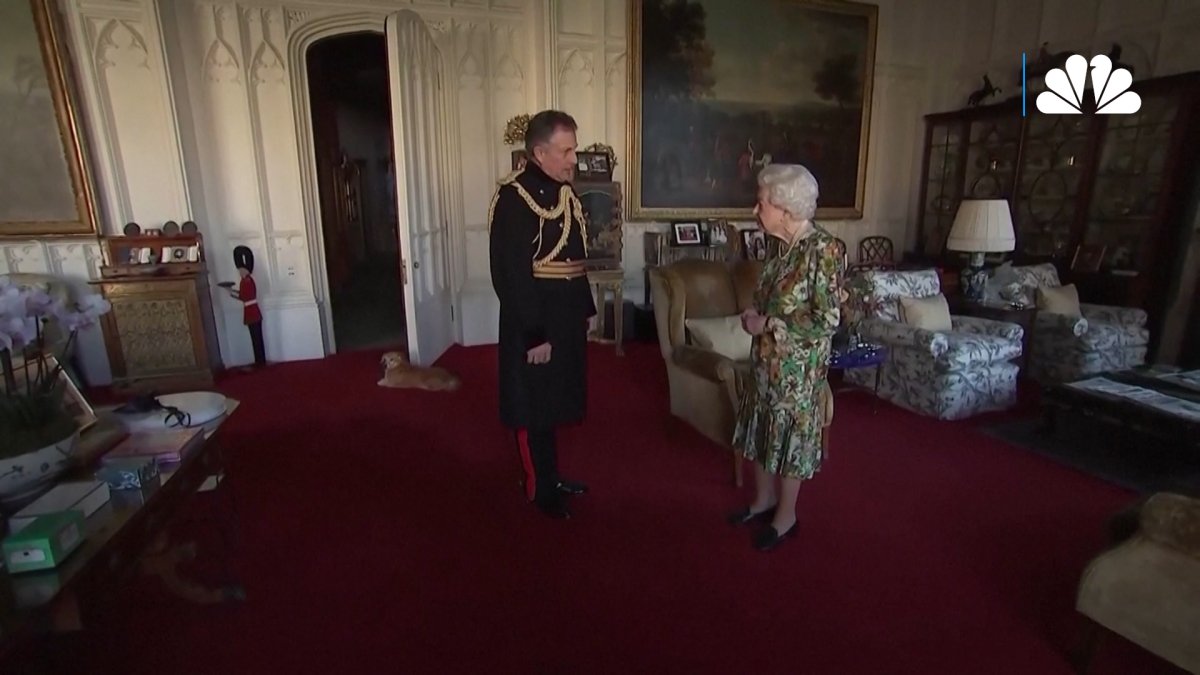 Queen Elizabeth II Returns to Public View – NBC New York