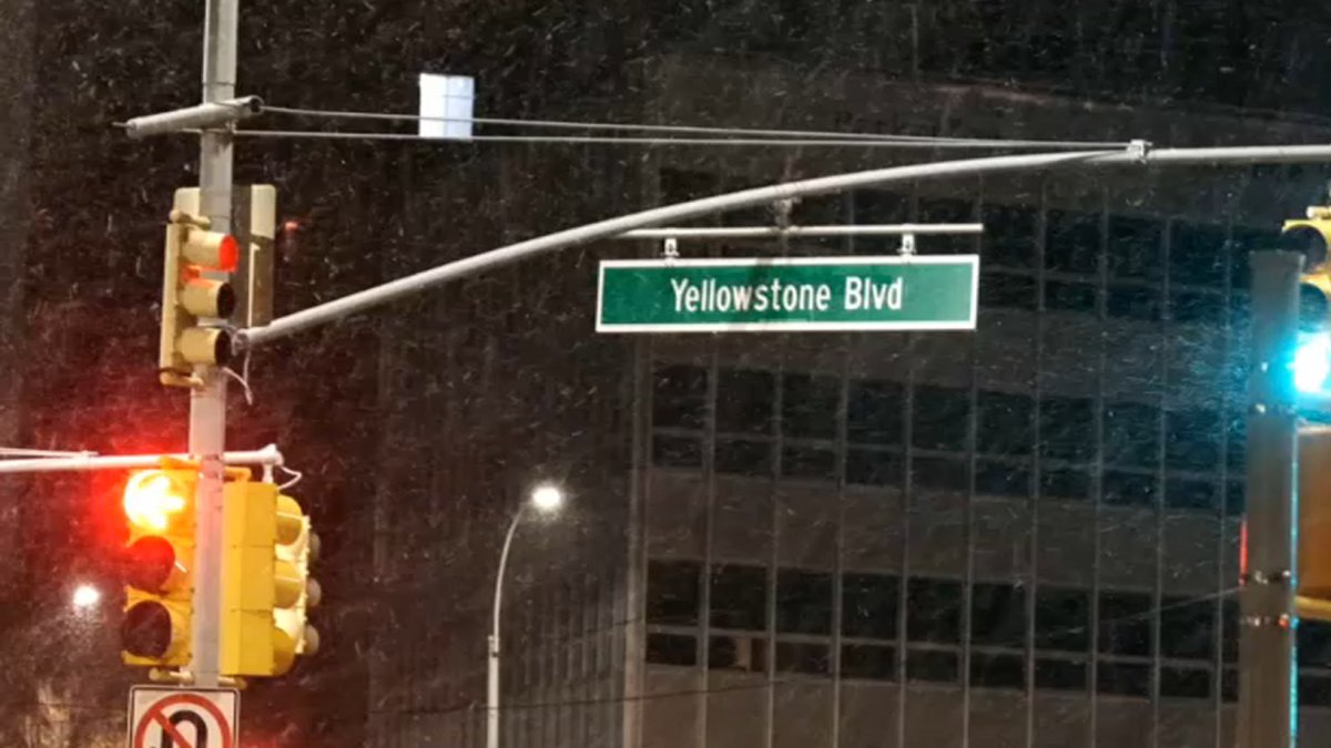 NYC Sees First Snow of Season After Thanksgiving Holiday – NBC New York