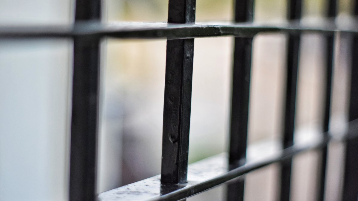 Ex-Inmate Admits Role in NJ Fort Dix Federal Prison Drug Smuggling ...