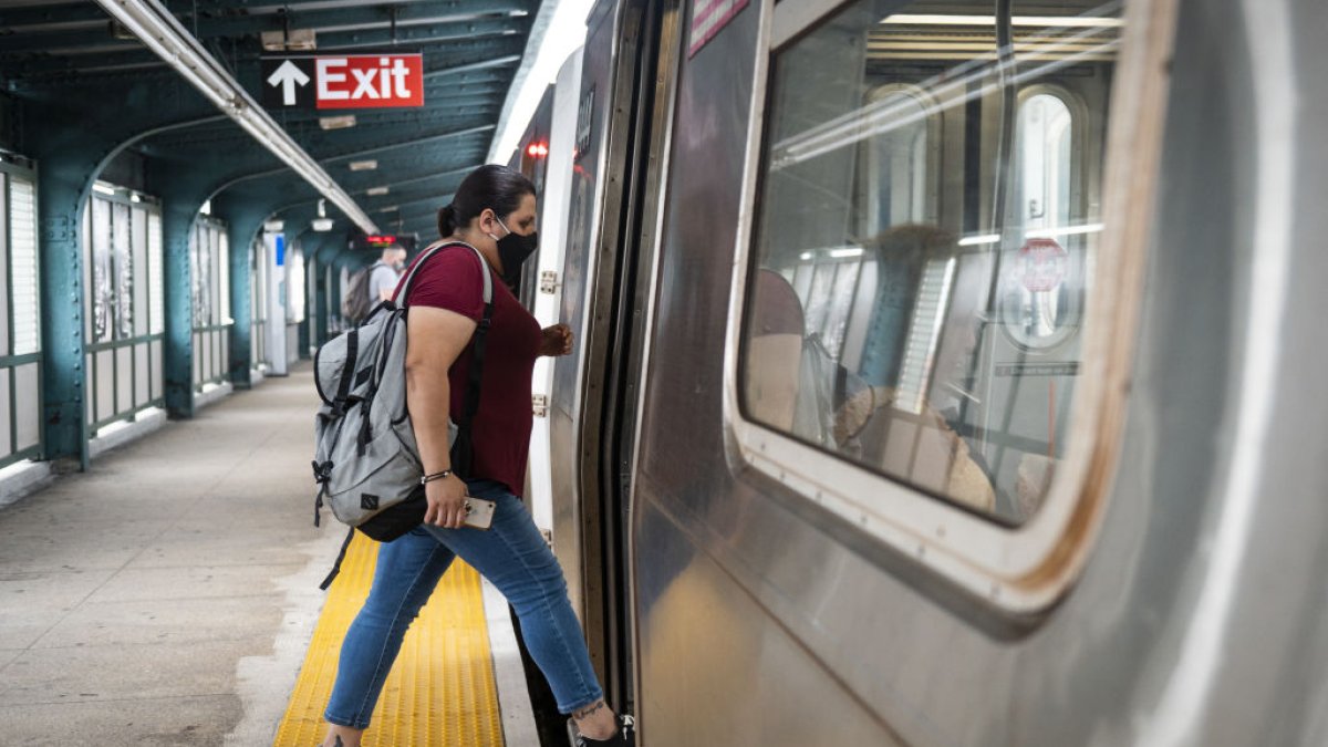 COVID Surge Impacts MTA Subway Staffing, Train Schedules – NBC New York