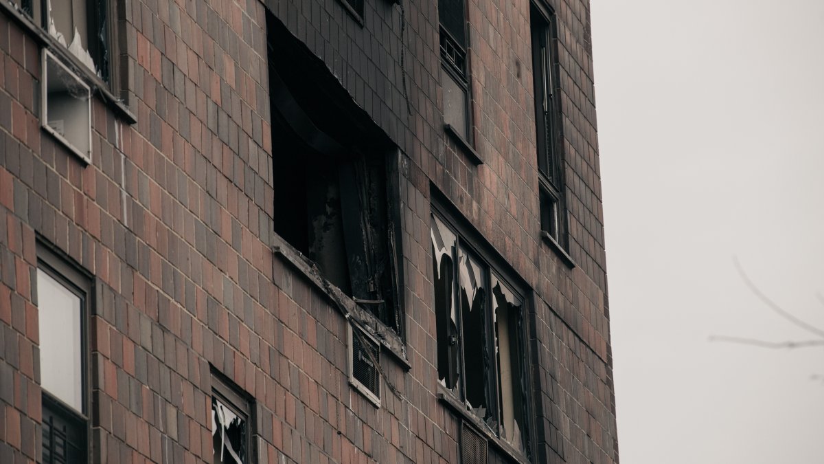 NYC Apartment Fire One of Worst in History – NBC New York