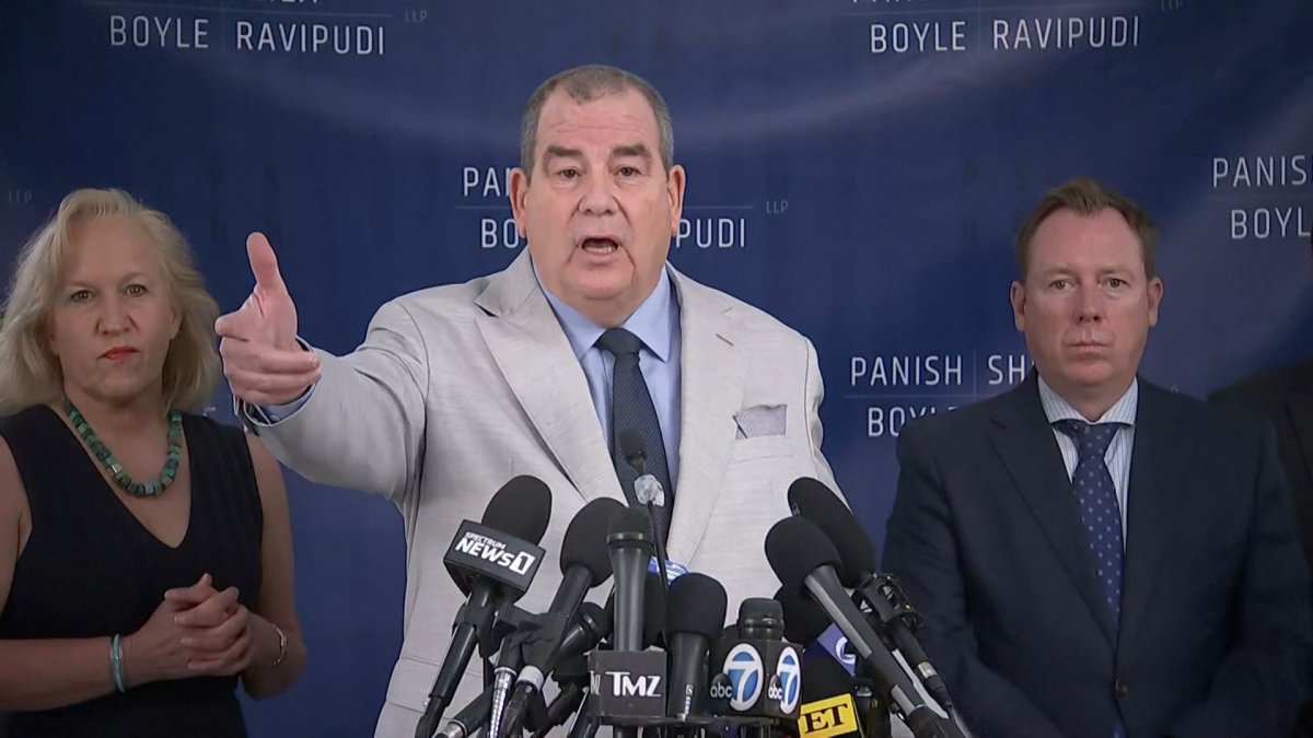 WATCH: Attorney for Family of ‘Rust’ Cinematographer Halyna Hutchins ...