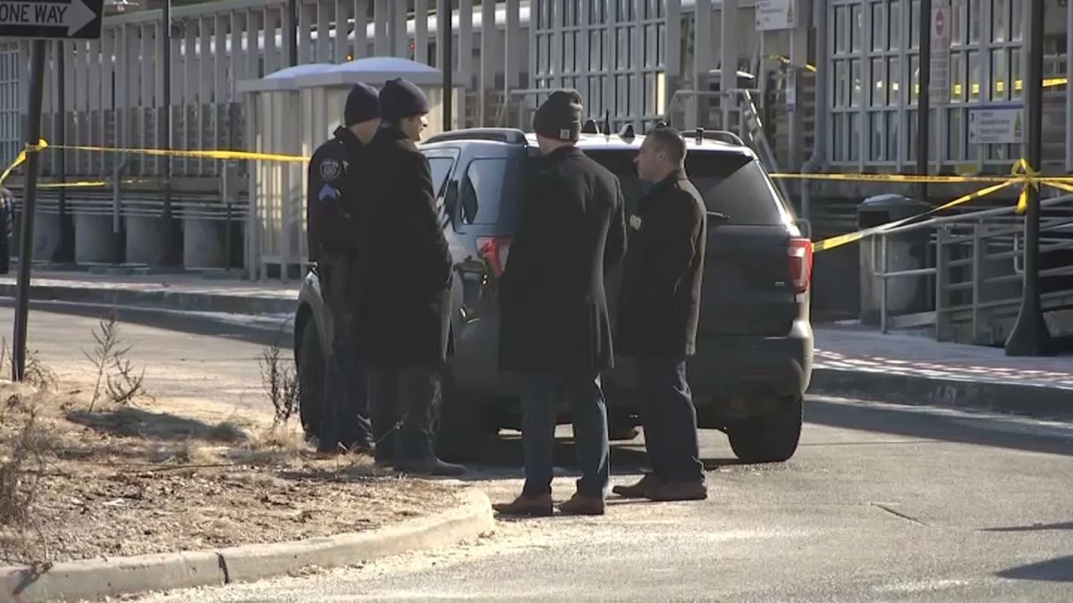 LIRR Train Shooting: Man Killed in Ronkonkoma Station – NBC New York