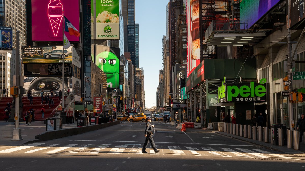 NYC Workers Resisting Return on Safety Fears: Poll – NBC New York