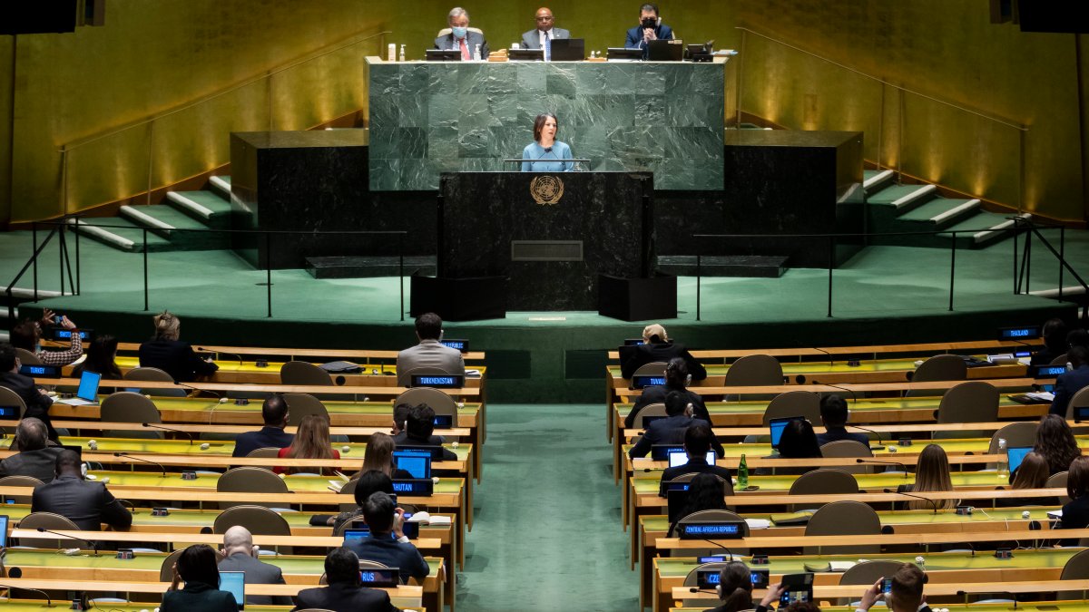 UN Assemble Votes to Demand That Russia Stop War in Ukraine – NBC New York