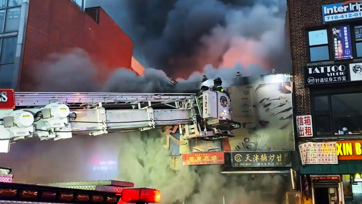 Main Street Fire: Flushing Blaze Draws Huge Response – NBC New York