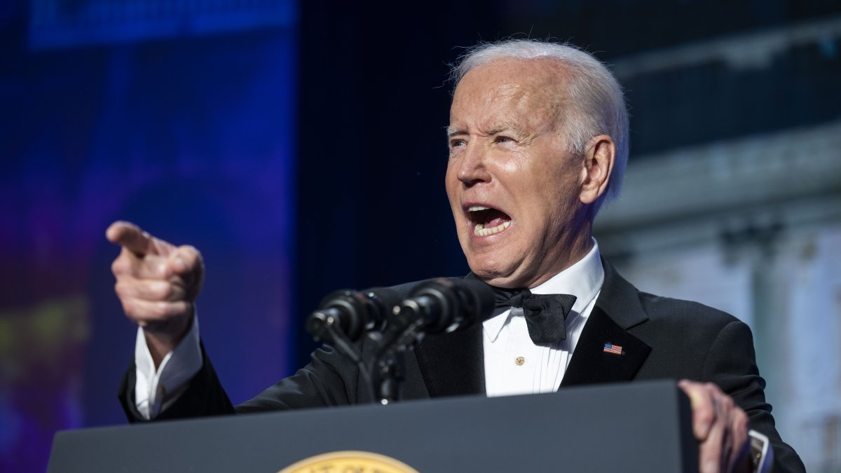 White House Correspondents Dinner Returns for First Time in Two Years ...