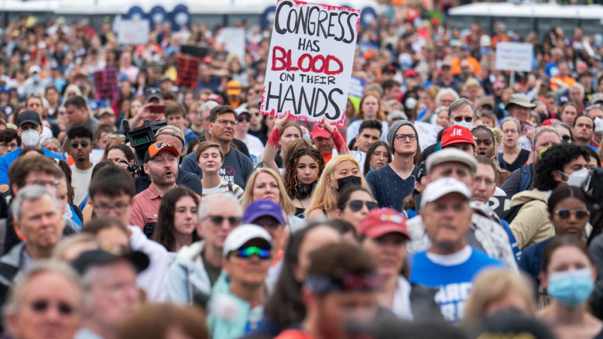 ‘Enough Is Enough’ Say Thousands Demanding New Gun Measures – NBC New York