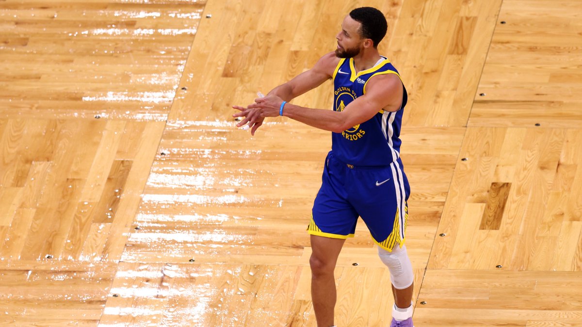 Steph Curry Cements Himself on NBA’s All-Time Mount Rushmore – NBC New York