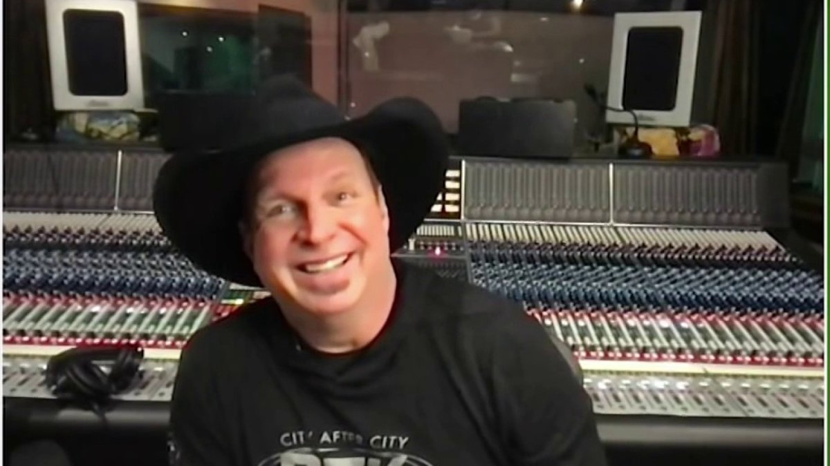 Garth Brooks Lends Voice To “America’s National Parks” – NBC New York