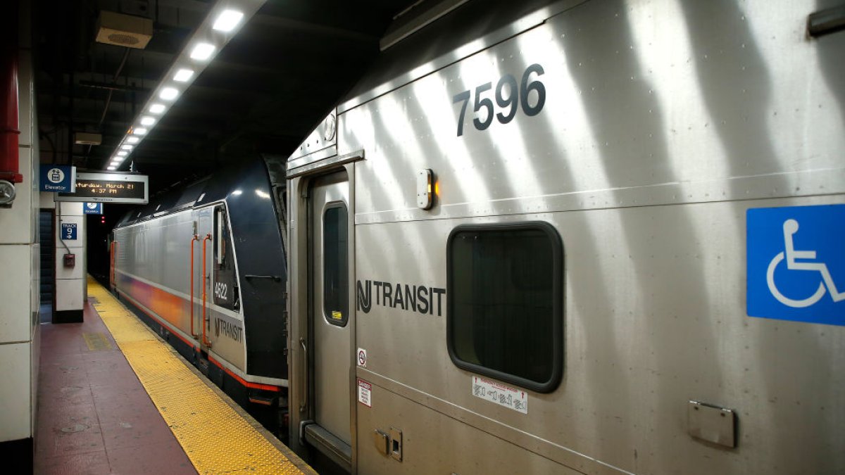 NJ Transit Offering Ticket, Trip Holiday Deals to NYC, Atlantic City ...