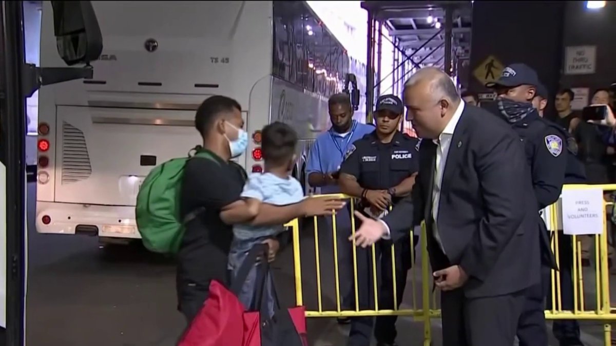 More Migrants Coming to NYC Amid Immigration Battle – NBC New York