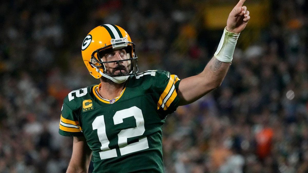 Packers Allude to Aaron Rodgers’ Ayahuasca Use in TD Celebration – NBC ...