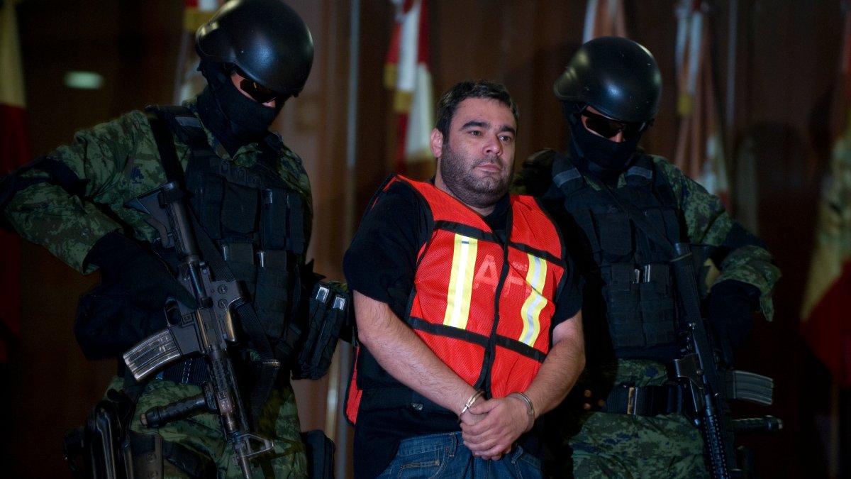 Alleged Mexican Cartel Hitman Extradited to US – NBC New York
