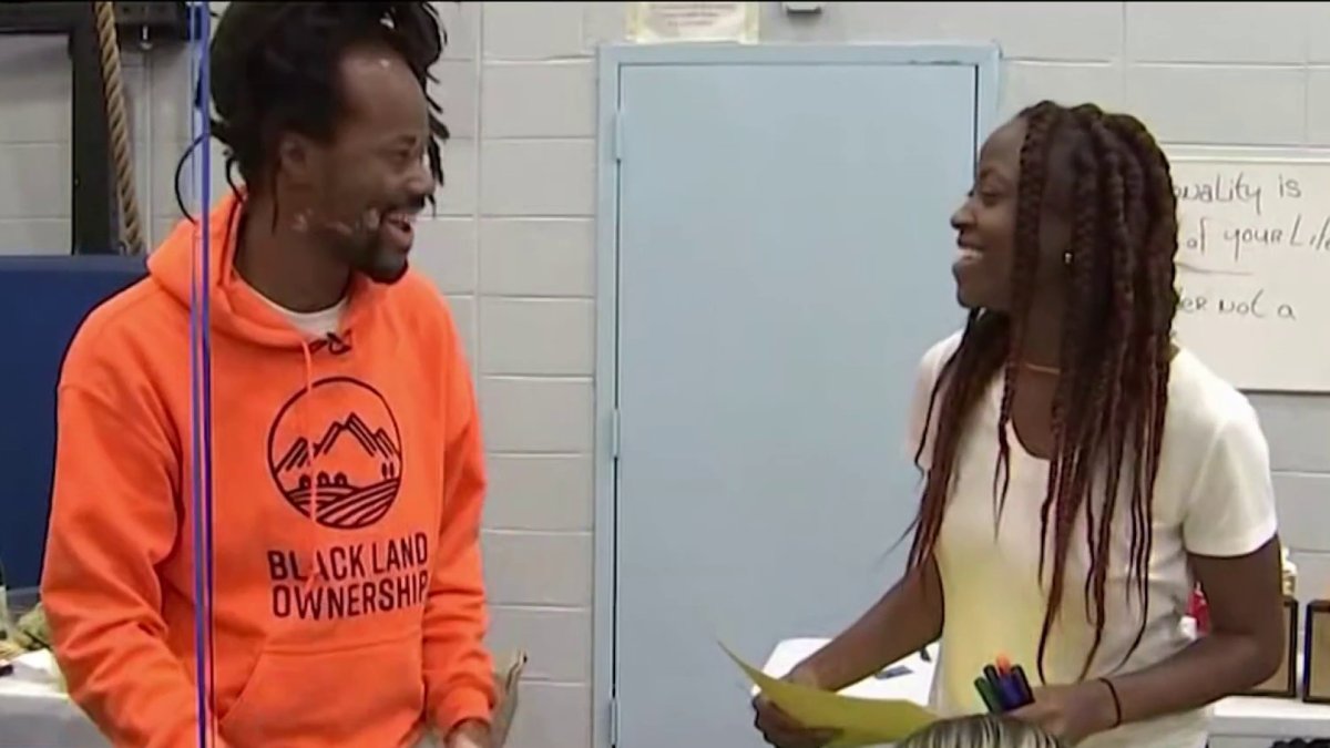 Creative Muse Hiring Artists to Teach Kids in Underserved Communities ...