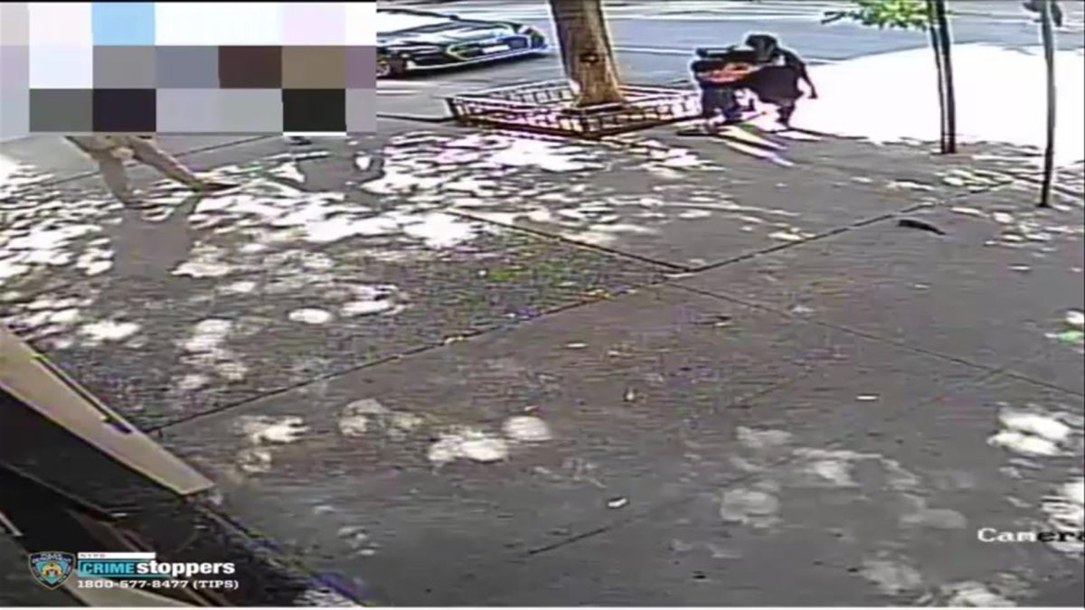 Surveillance Shows Man in Manhattan Temple Attack – NBC New York