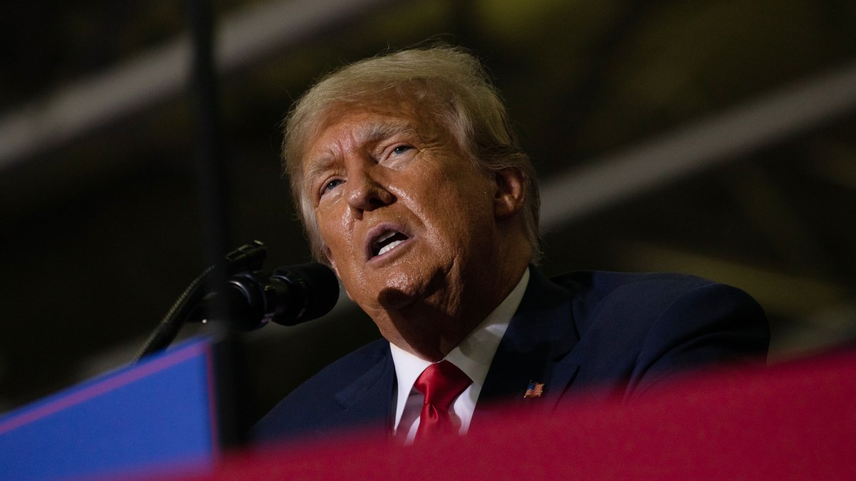 Trump Organization Changed Pay Practices After Election, Top Executive ...