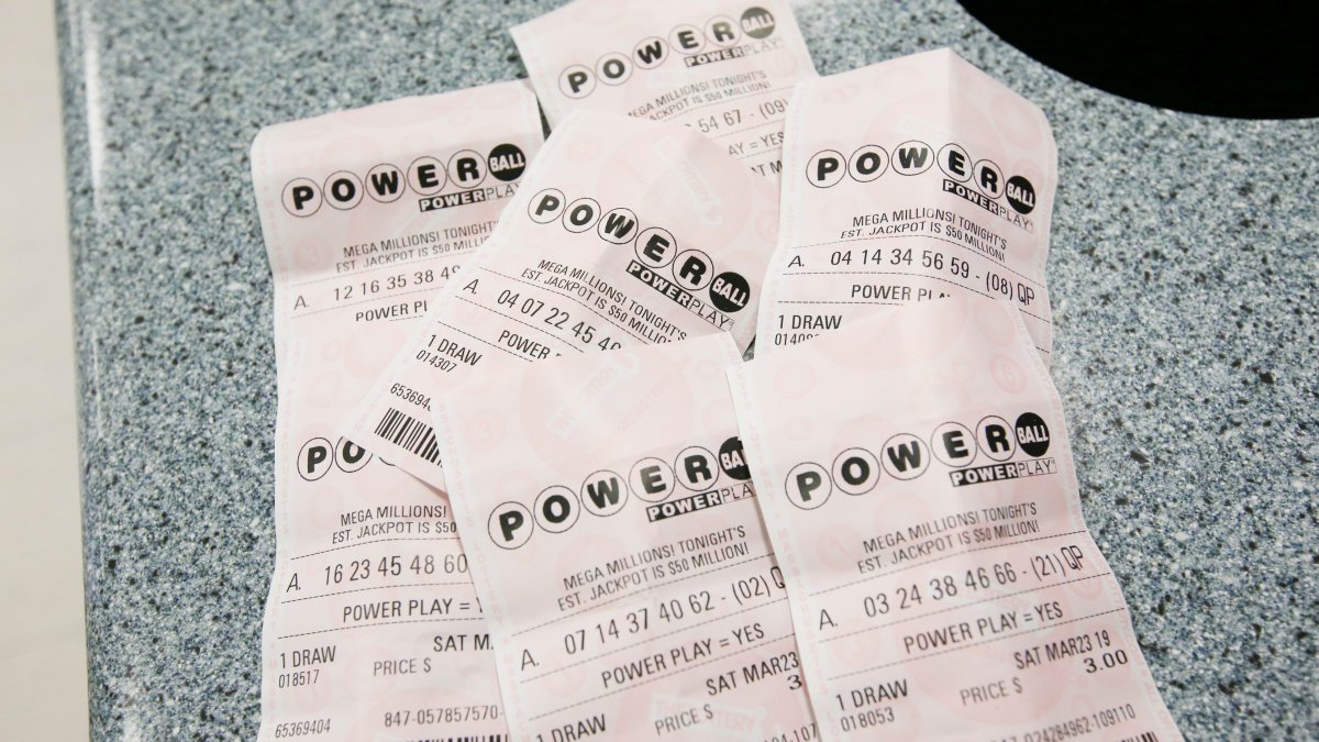What your chances of winning the lottery really look like – NBC New York