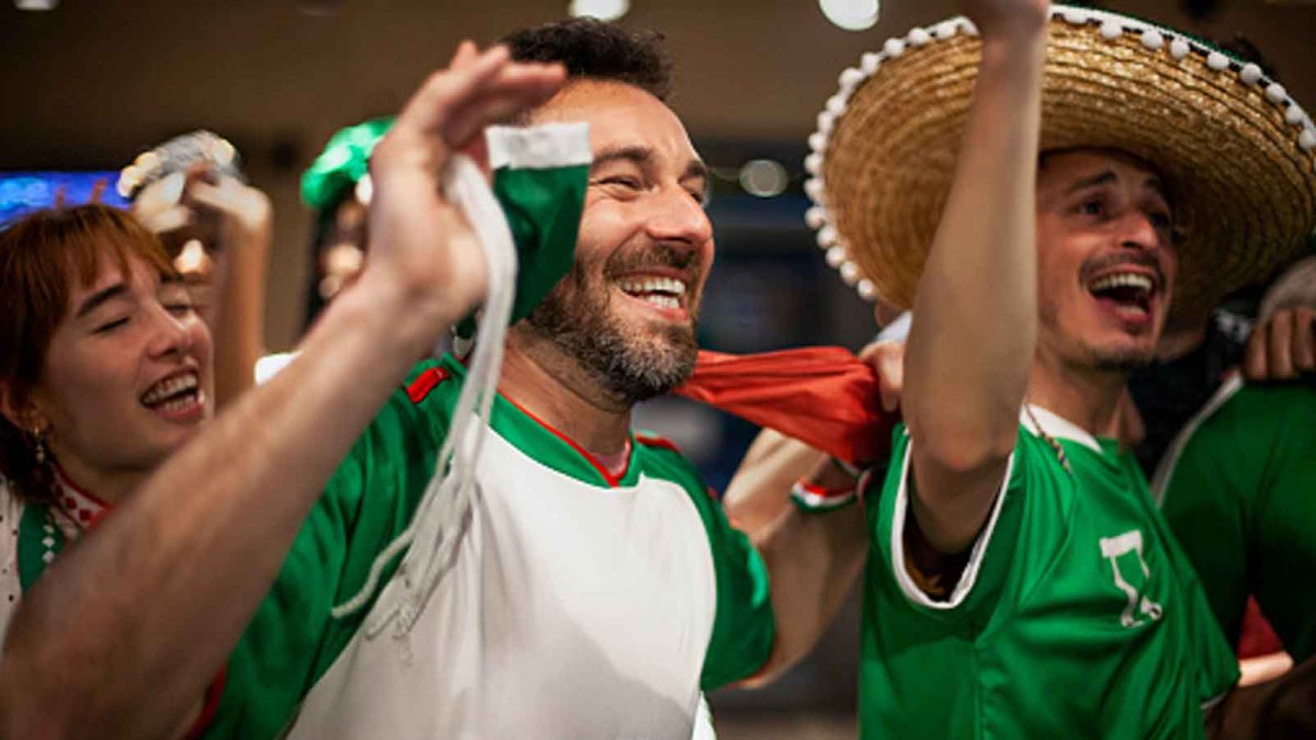 Grant Wahl: ‘The Most Popular Soccer Team in the US is the Mexican ...