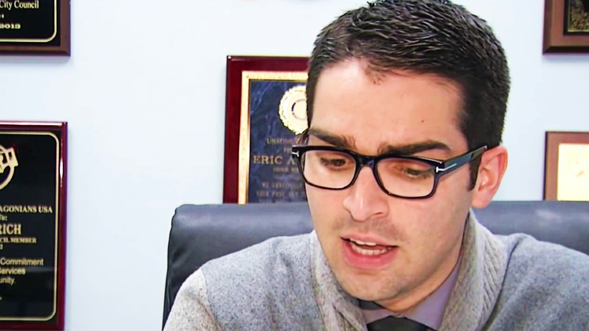 NYC Buildings Commissioner Eric Ulrich Resigns Amid Gambling Probe ...