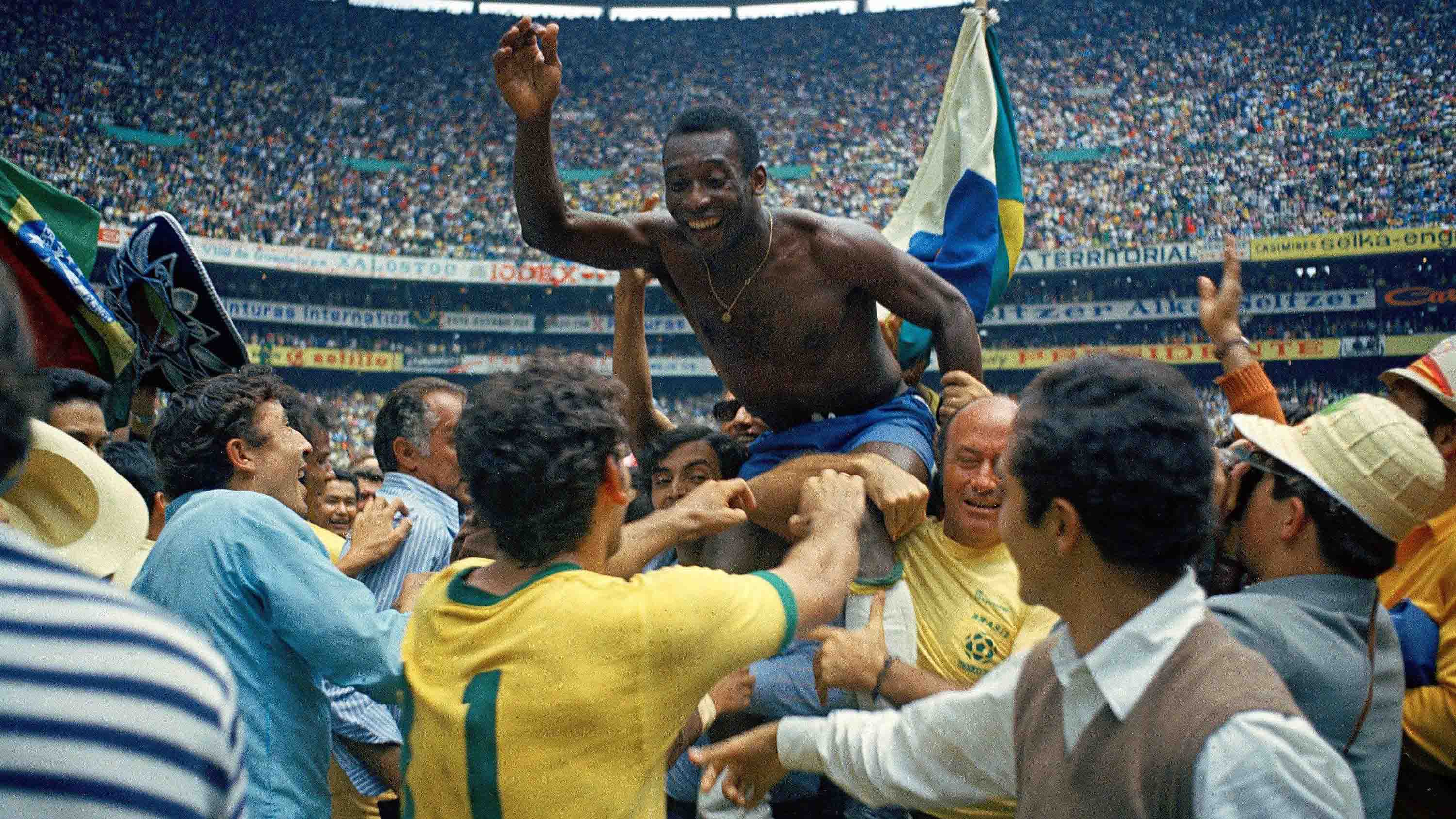Brazilian Soccer Great Pelé Has Died at 82 – NBC New York