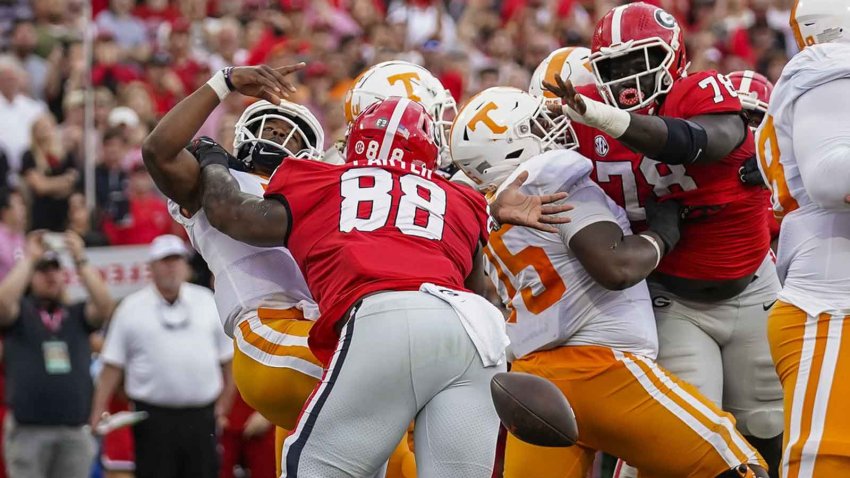 Georgia Freshman Duo Team Up for 75-yard Punt Against Tennessee – NBC ...