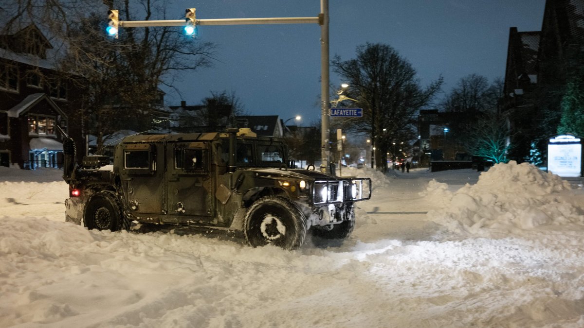 Deaths in Buffalo Snow Storm Rises as Nat’l Guards Check Homes – NBC ...