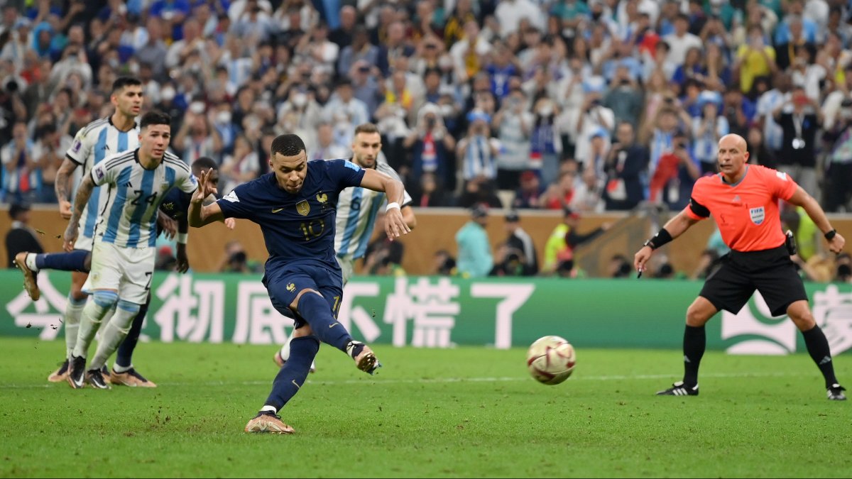 Kylian Mbappe Gets Hat Trick In World Cup Final Nbc New York
