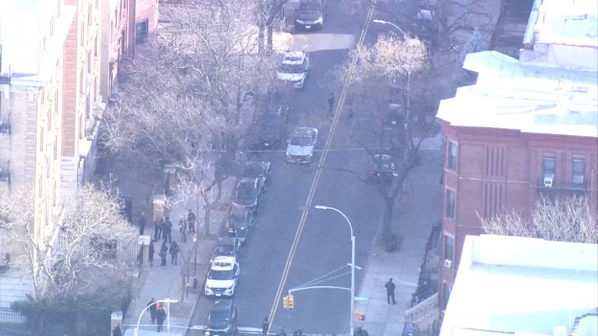 Chopper 4 Over Brooklyn Cop Shooting Scene – NBC New York