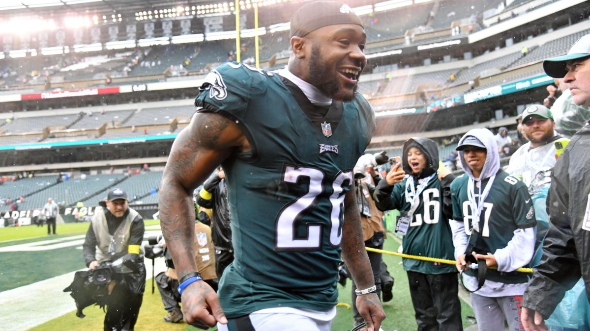 Eagles’ Miles Sanders Gets Adam Sandler Shoutout After Waterboy ...