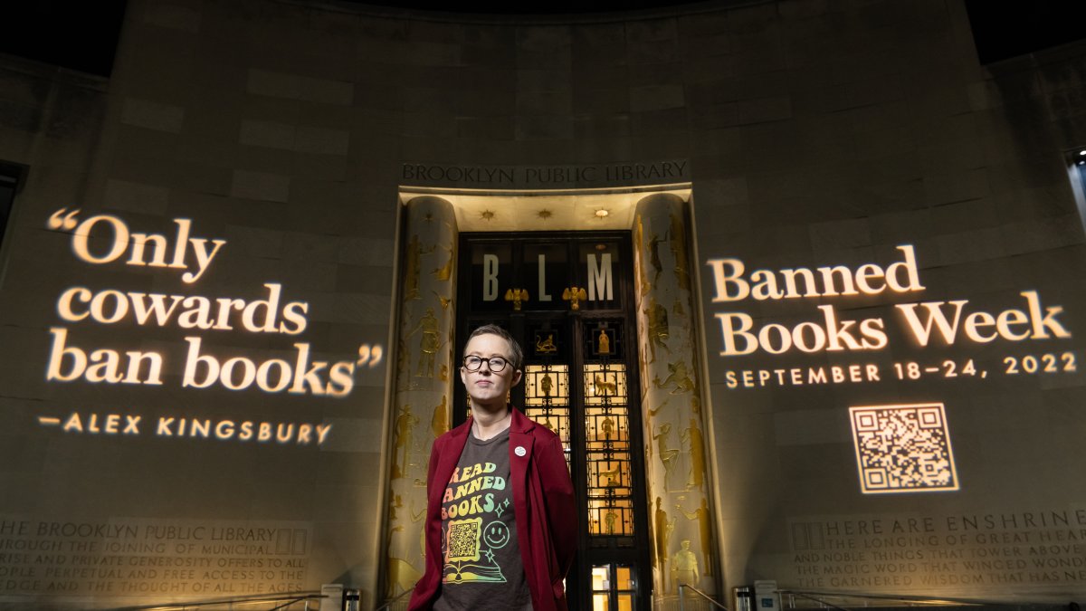 How Students Are Fighting Book Bans – NBC New York