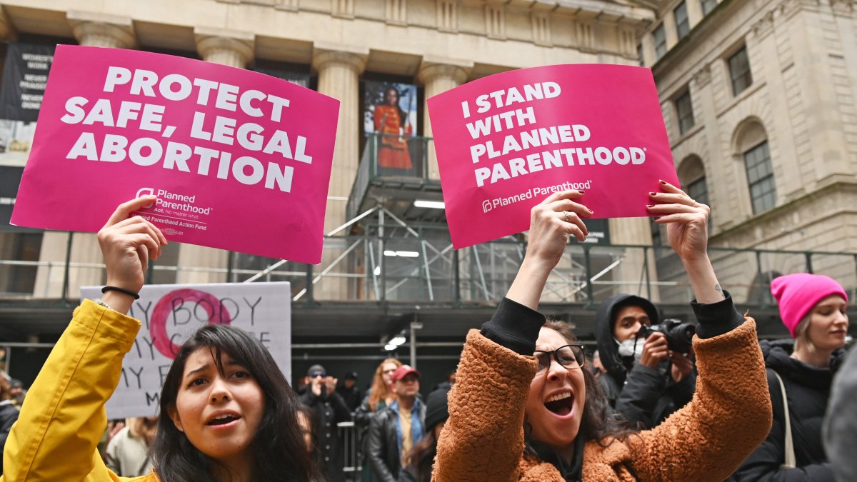 Abortion at Crossroads After Midterms With Focus on States – NBC New York