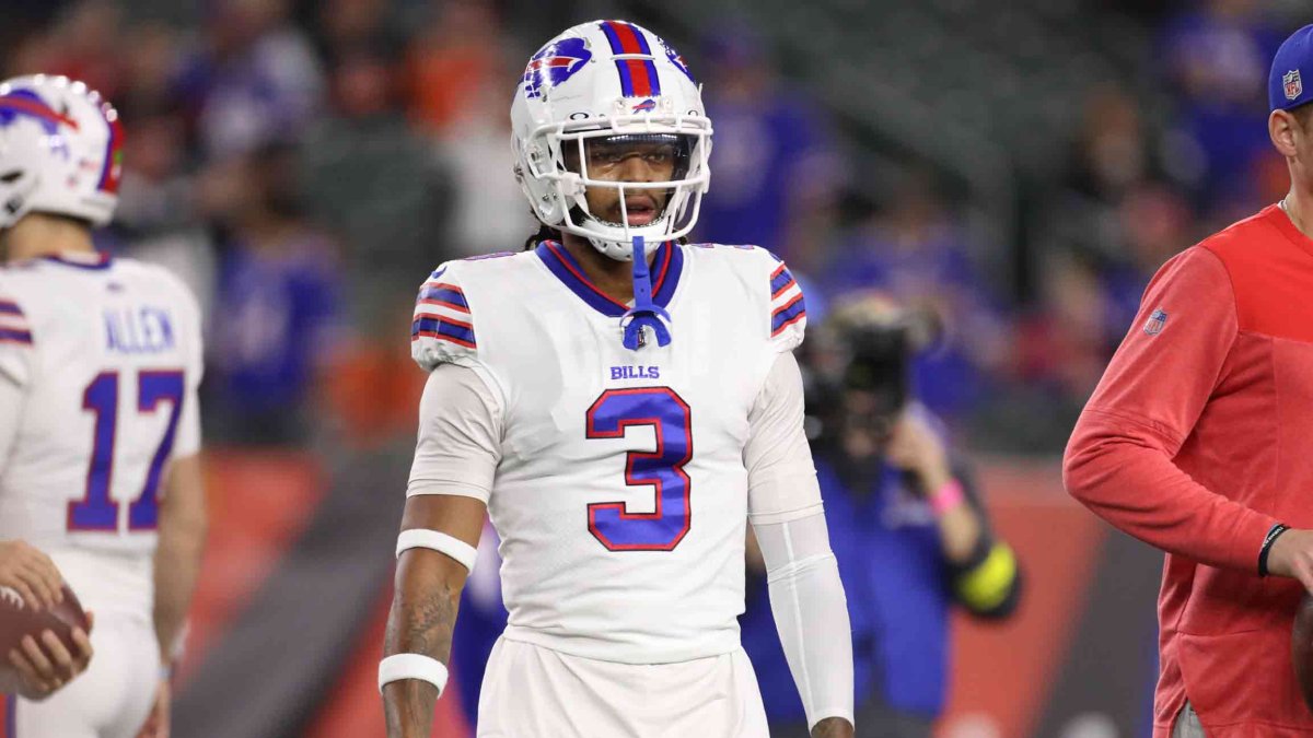 Damar Hamlin Shows ‘Remarkable Improvement,’ Appears to Be ... Damar Hamlin Shows ‘Remarkable Improvement,’ Appears to Be ...