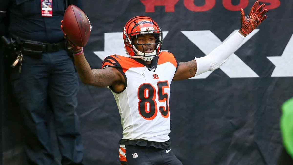 Bengals Could Trade Tee Higgins If ‘Numbers Are Outrageous’ – NBC New York