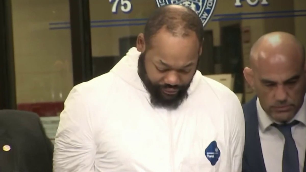 Suspect Charged With Murder After NYPD Officer Dies From Robbery ...