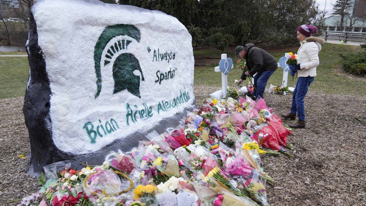 Michigan State Set to Resume Classes Monday After Mass Shooting – NBC ...