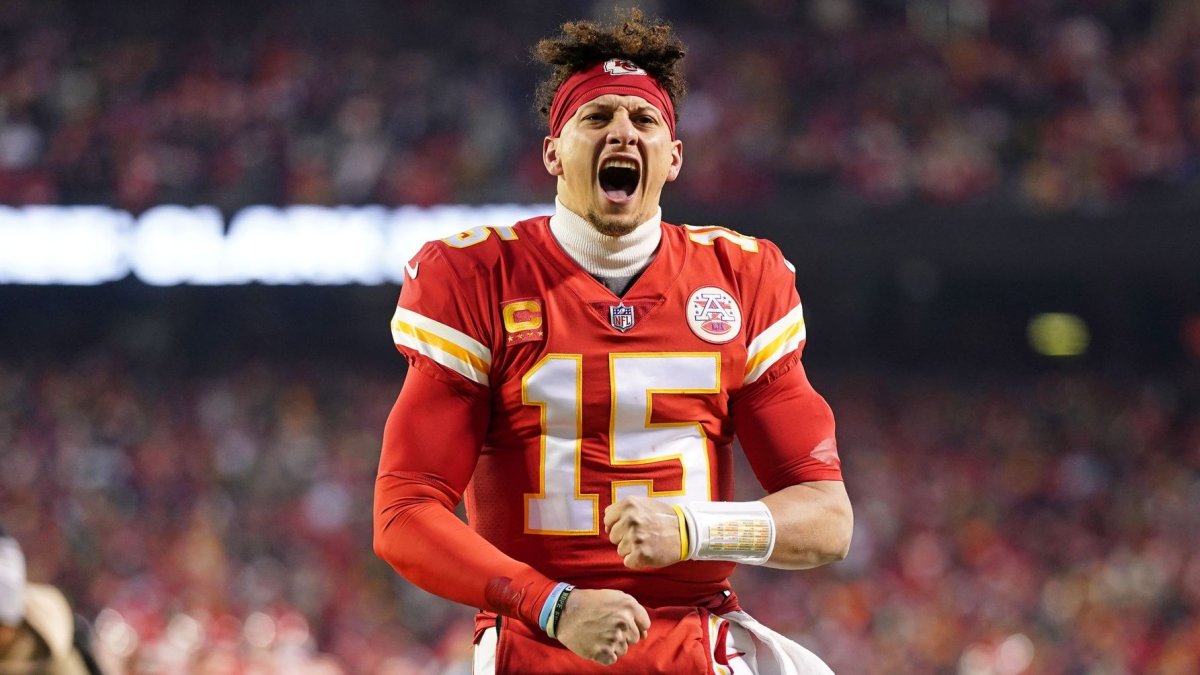Patrick Mahomes Captures 2022 NFL MVP Award, Second in Five Years – NBC ...